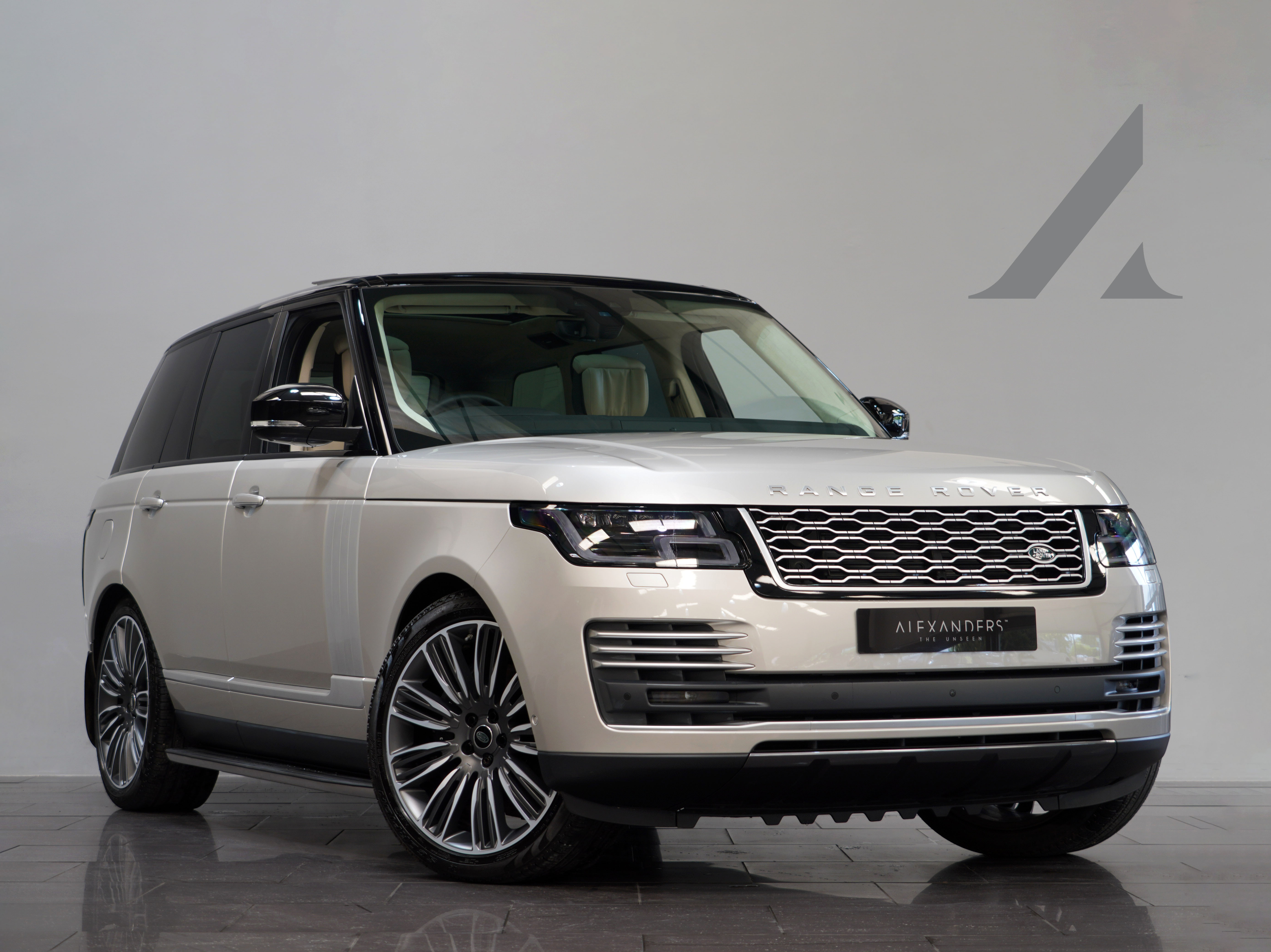 2021 (21) RANGE ROVER AUTOBIOGRAPHY D350 3.0 MHEV AUTO - Alexanders ...