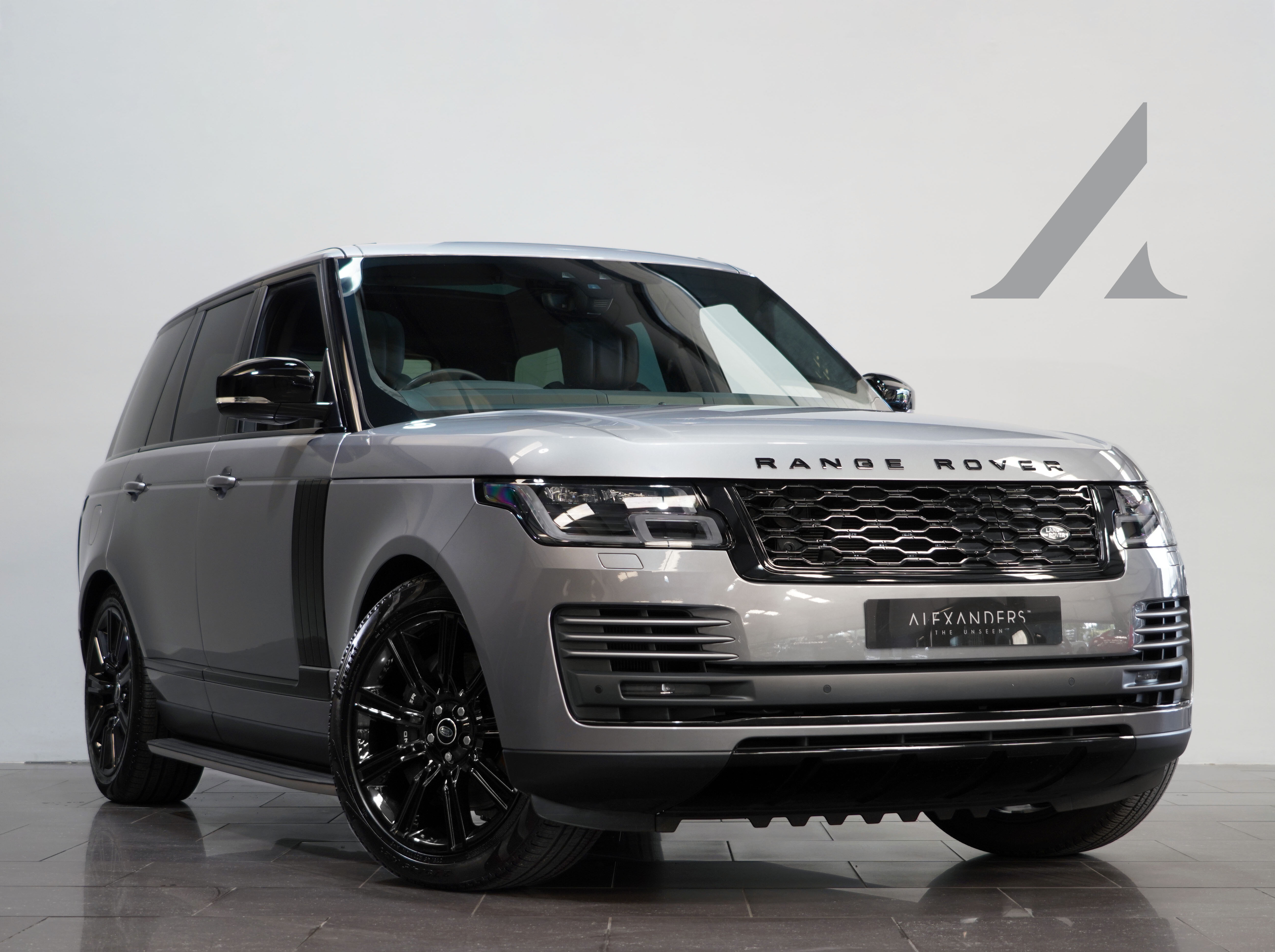 2021 (71) | Range Rover Westminster Black P400e - Alexanders Prestige