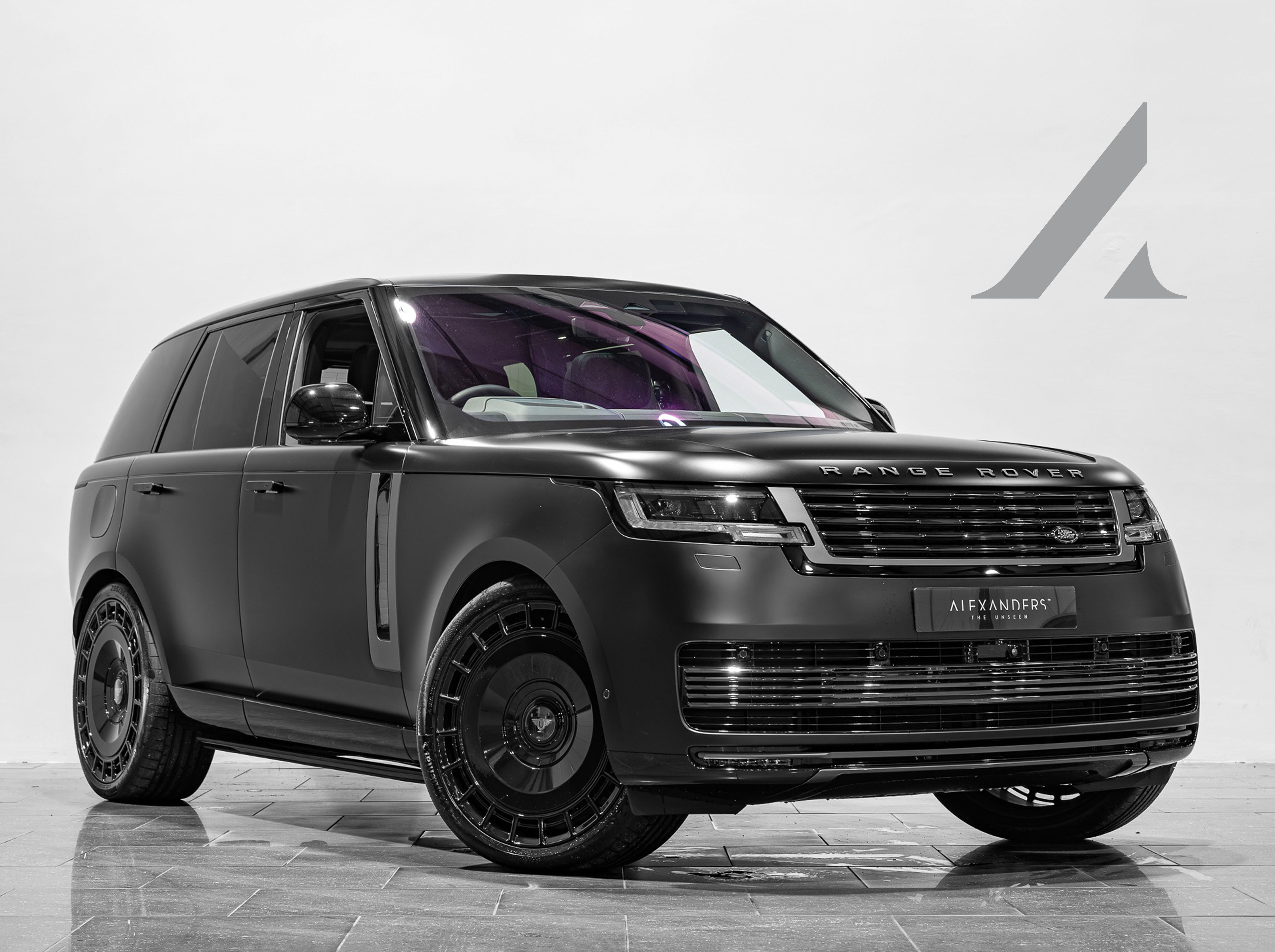 2023 (23) | Range Rover SV D350 - Alexanders Prestige
