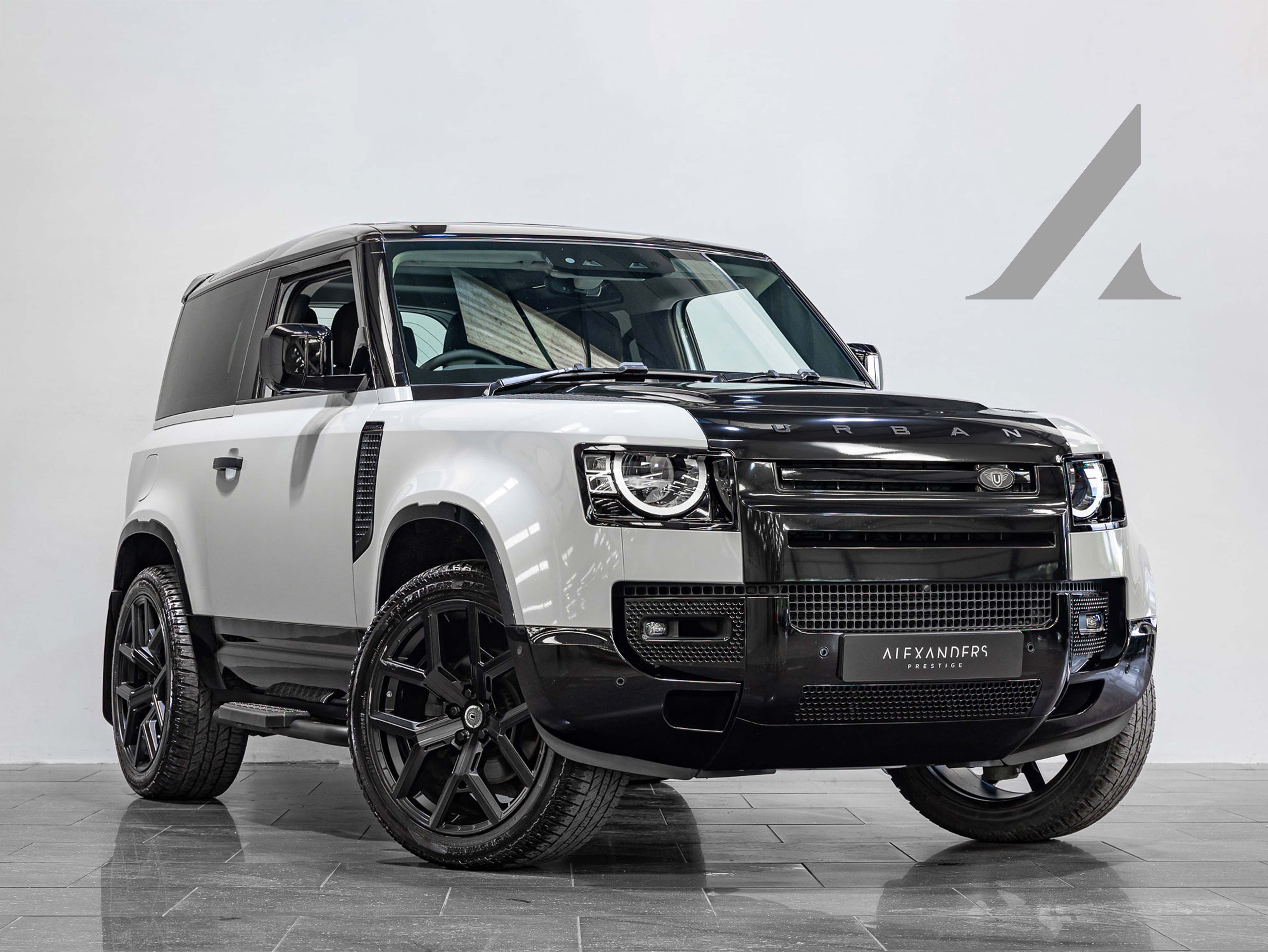 2021 (21) | Land Rover Defender 90 P300 - Alexanders Prestige
