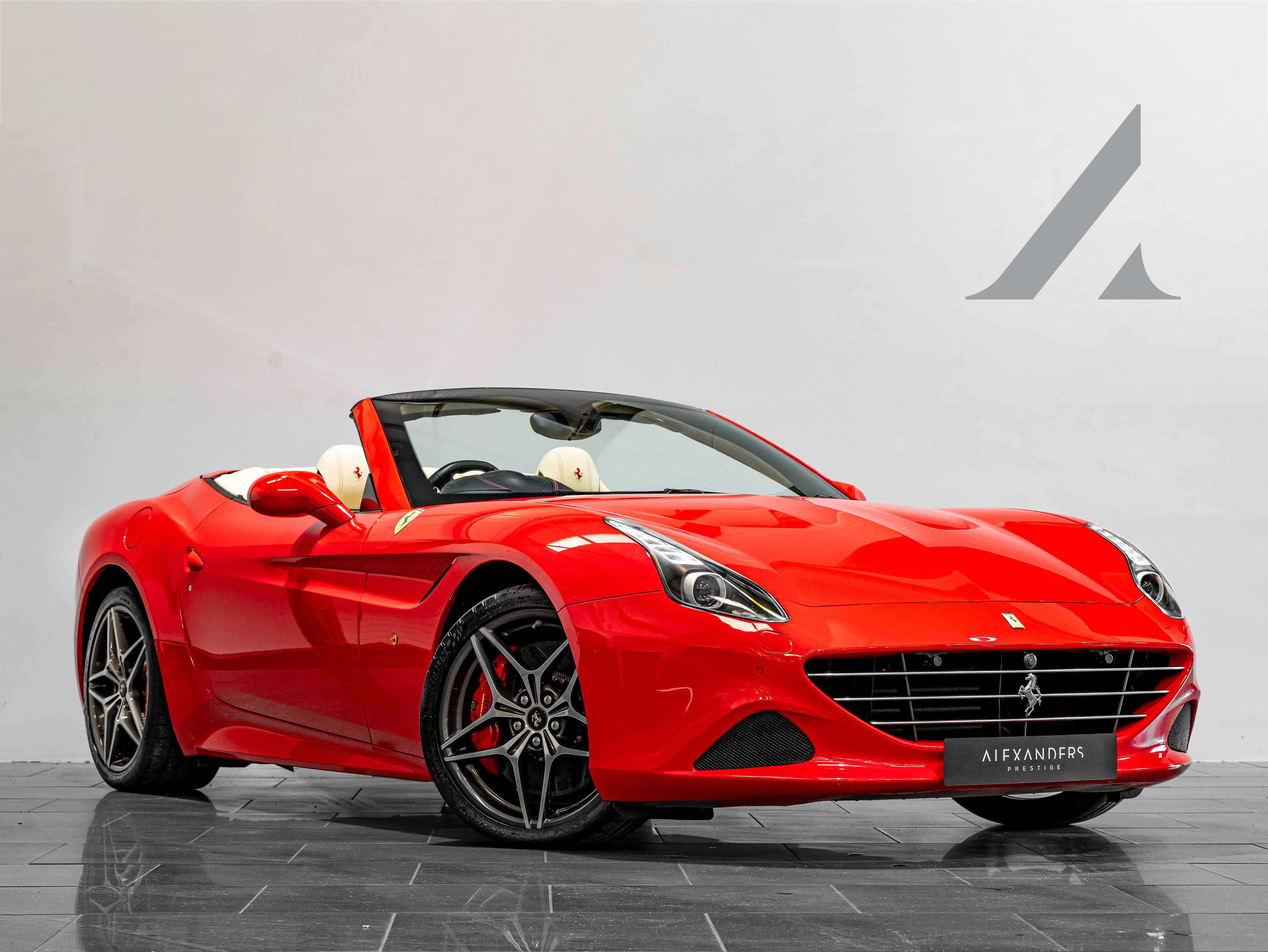 2015 (15) | Ferrari California T - Alexanders Prestige