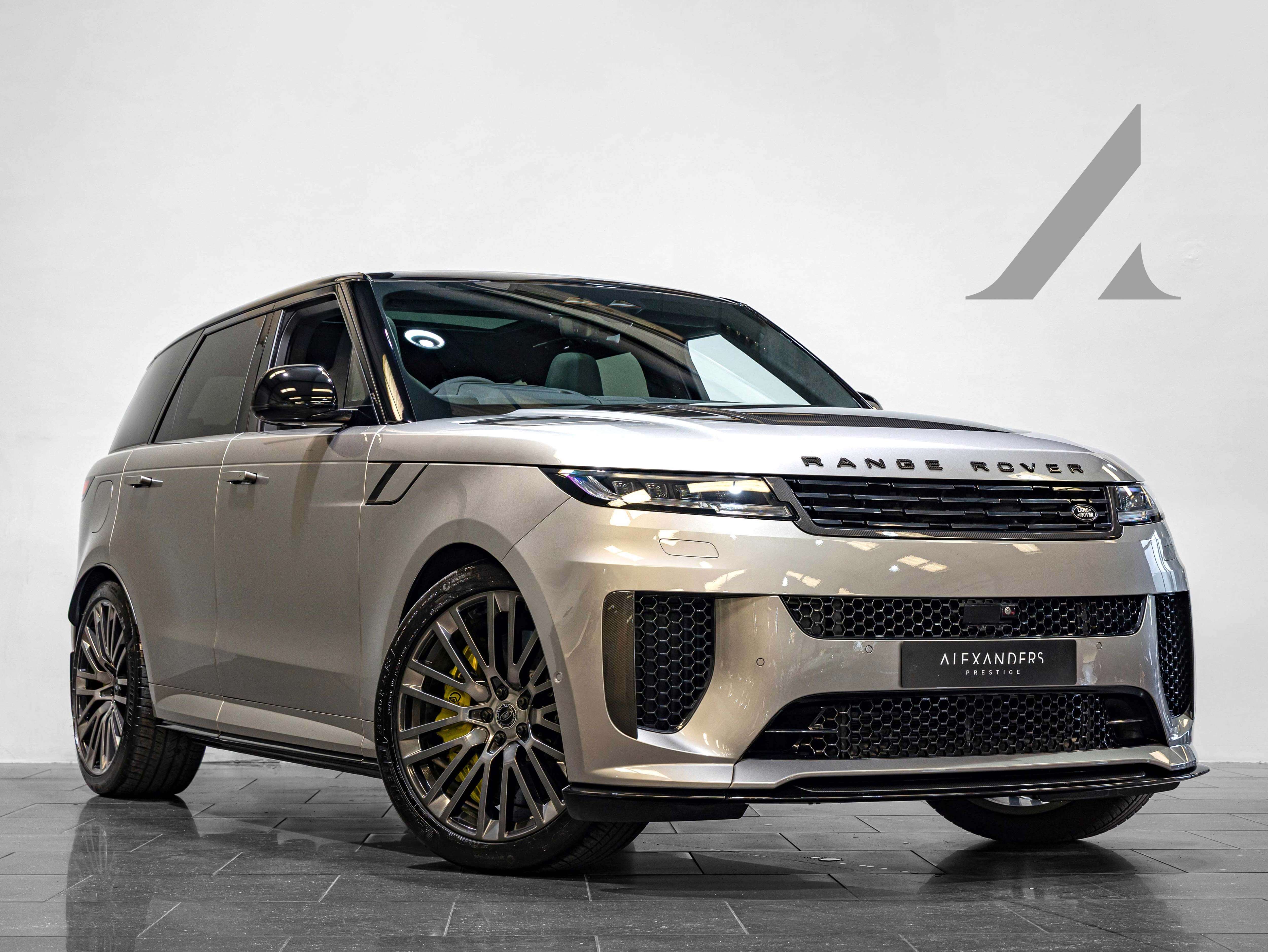 2024 (24) | Range Rover Sport P635 SV Edition One Gloss - Alexanders ...