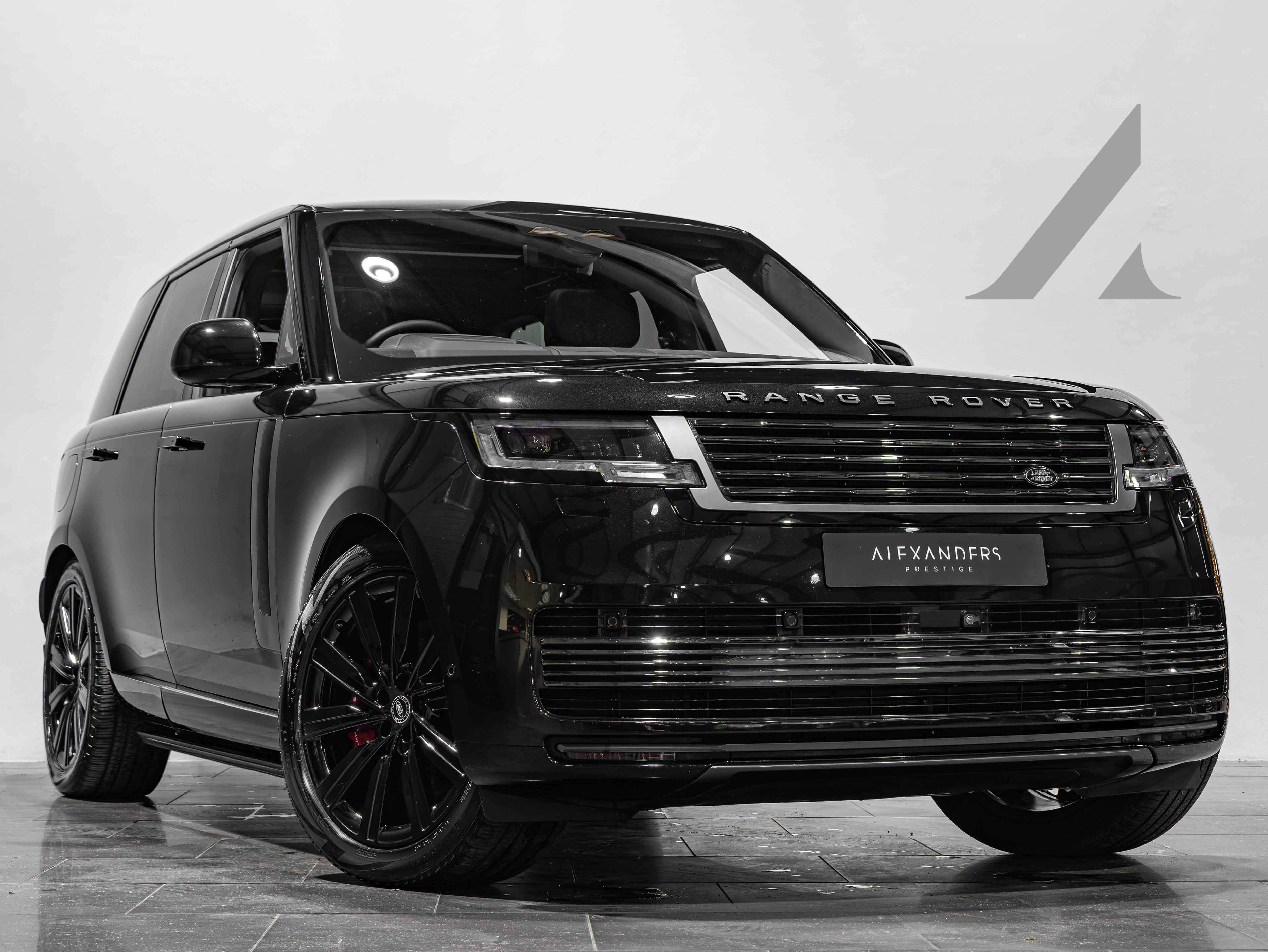 2024 (24) | Range Rover SV P550e - Alexanders Prestige