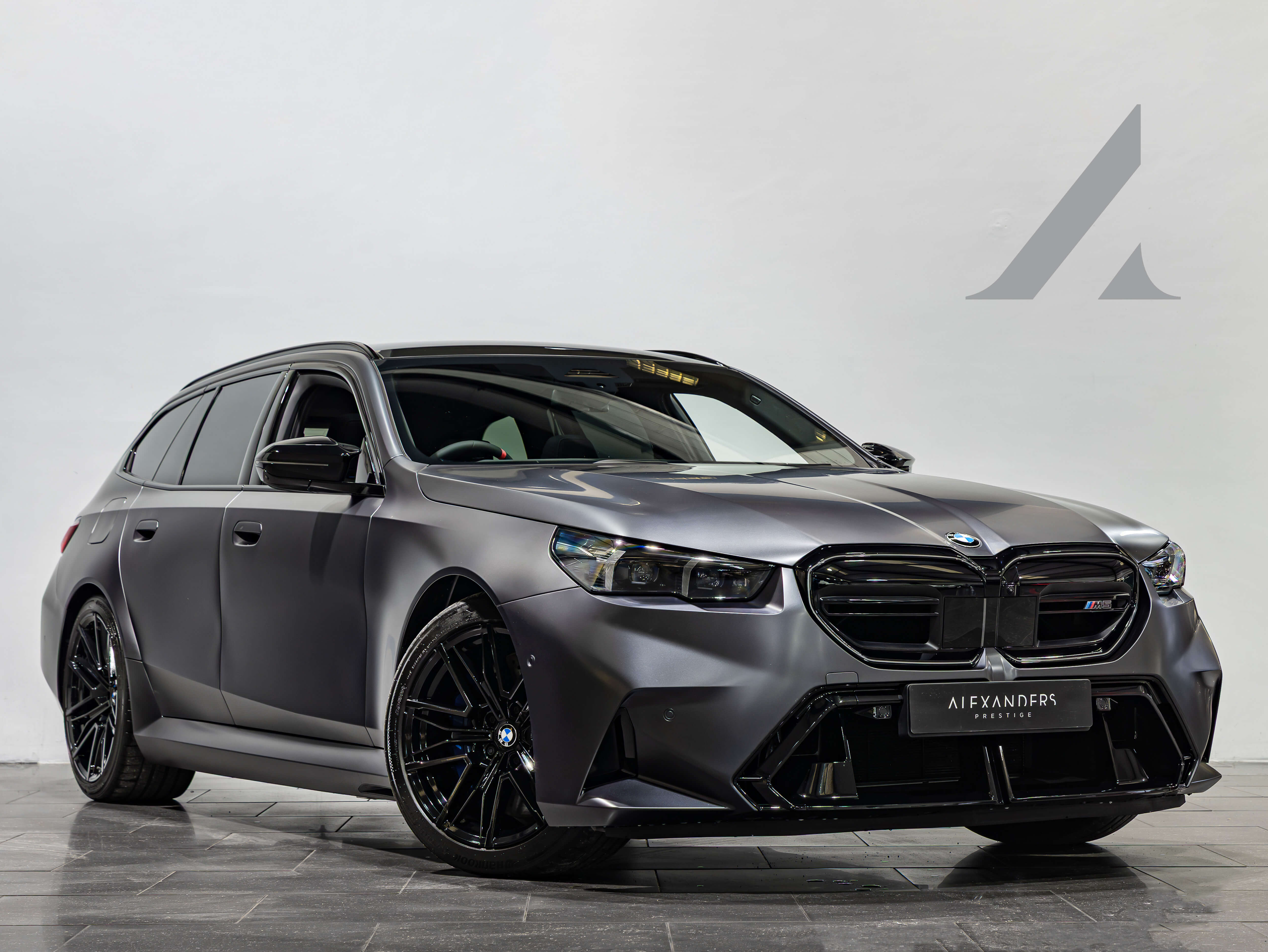 2025 (75) | BMW M5 Touring - Alexanders Prestige